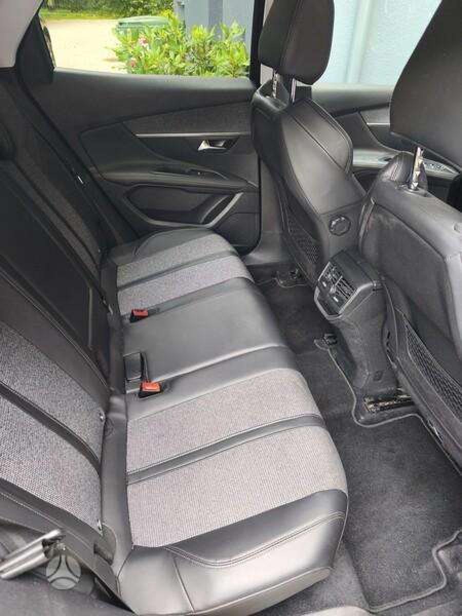 Black Peugeot 3008 2018 in Kaunas, with an engine capacity of 1.50 L and mileage of 194 thousand km for 12600 €, photo 14 on AUTOMOTO.COM.LV