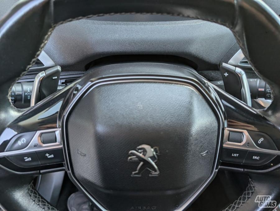Black Peugeot 3008 2018 in Siauliai, with an engine capacity of 1.20 L and mileage of 177 thousand km for 11700 €, photo 18 on AUTOMOTO.COM.LV