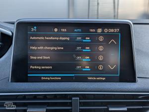 Black Peugeot 3008 2018 in Siauliai, with an engine capacity of 1.20 L and mileage of 177 thousand km for 11700 €, photo 22 on AUTOMOTO.COM.LV