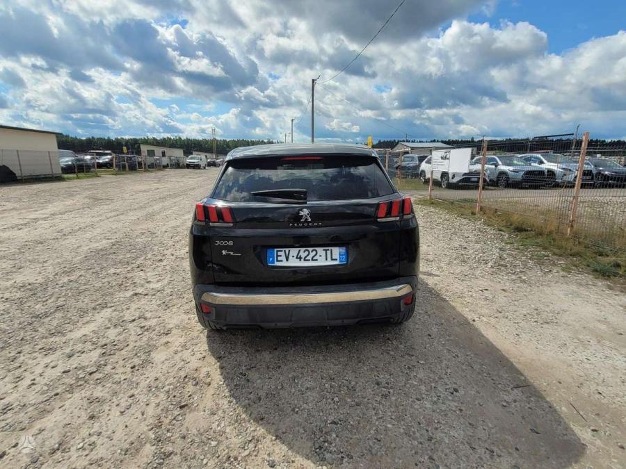 Melns Peugeot 3008 2018 Viļņa, ar dzinēja tilpumu 1.20 L un nobraukumu 177 tūkst. km par 7400 €, foto 8 vietnē AUTOMOTO.COM.LV