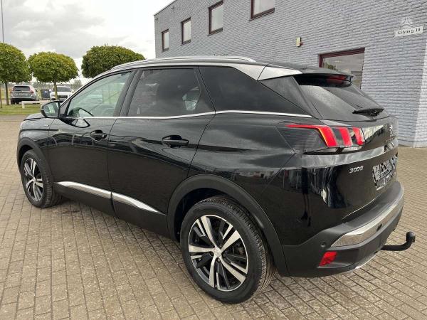 Black Peugeot 3008 2018 in Marijampole, with an engine capacity of 1.60 L and mileage of 141 thousand km for 12800 €, photo 9 on AUTOMOTO.COM.LV