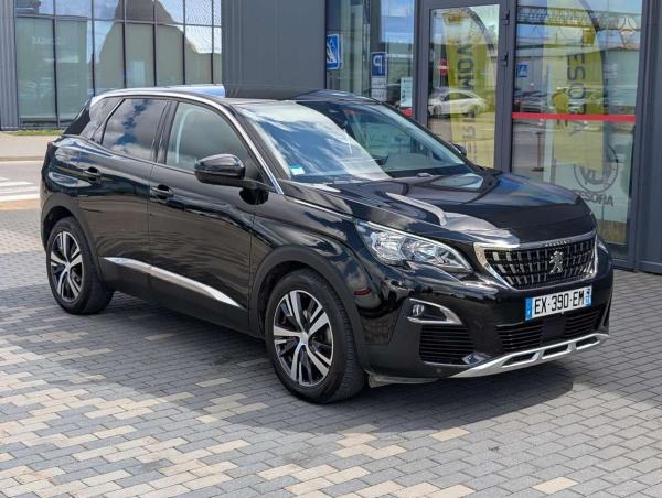 Black Peugeot 3008 2018 in Siauliai, with an engine capacity of 1.20 L and mileage of 177 thousand km for 11500 €, photo 1 on AUTOMOTO.COM.LV