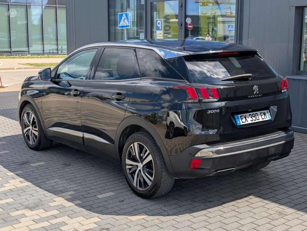 Black Peugeot 3008 2018 in Siauliai, with an engine capacity of 1.20 L and mileage of 177 thousand km for 11500 €, photo 6 on AUTOMOTO.COM.LV
