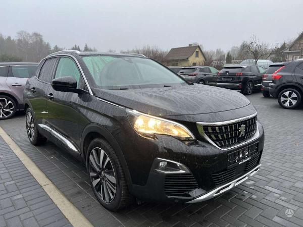 Black Peugeot 3008 2019 in Kaunas, with an engine capacity of 1.20 L and mileage of 205 thousand km for 12000 €, photo 4 on AUTOMOTO.COM.LV