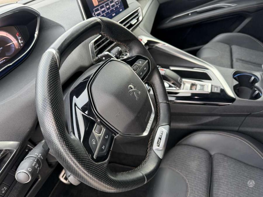Melns Peugeot 3008 2019 Tauragė, ar dzinēja tilpumu 1.50 L un nobraukumu 205 tūkst. km par 12200 €, foto 5 vietnē AUTOMOTO.COM.LV