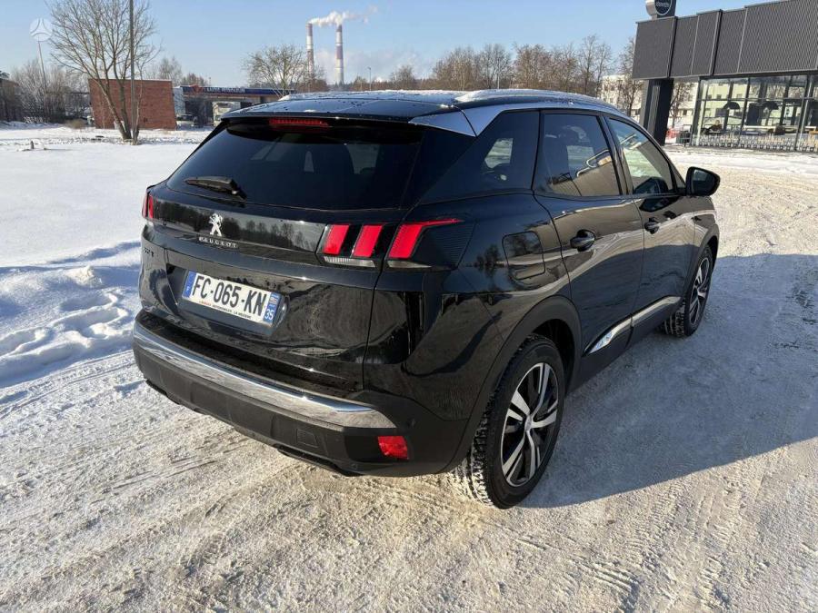 Black Peugeot 3008 2019 in Kaunas, with an engine capacity of 1.50 L and mileage of 160 thousand km for 13300 €, photo 5 on AUTOMOTO.COM.LV