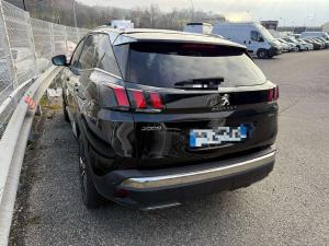 Melns Peugeot 3008 2019 Tauragė, ar dzinēja tilpumu 1.50 L un nobraukumu 180 tūkst. km par 11500 €, foto 4 vietnē AUTOMOTO.COM.LV