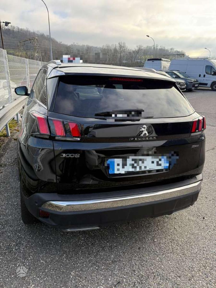 Melns Peugeot 3008 2019 Tauragė, ar dzinēja tilpumu 1.50 L un nobraukumu 180 tūkst. km par 11500 €, foto 6 vietnē AUTOMOTO.COM.LV
