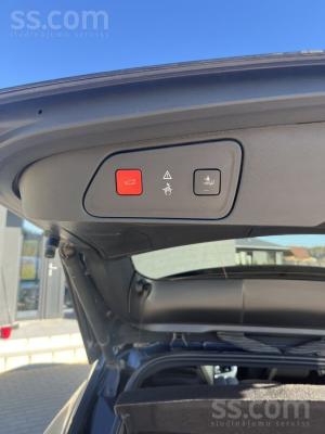 Melns Peugeot 3008 2019 Valmiera, ar dzinēja tilpumu 1.50 L un nobraukumu 166 tūkst. km par 13400 €, foto 15 vietnē AUTOMOTO.COM.LV
