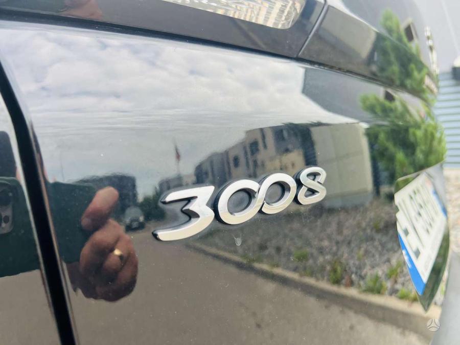 Черный Пежо 3008 2019 в Каунас, объемом двигателя 1.56 л и пробегом 214 тыс. км за 11490 €, фото 3 на AUTOMOTO.COM.LV