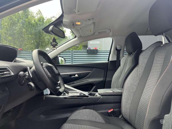 Black Peugeot 3008 2019 in Kaunas, with an engine capacity of 1.56 L and mileage of 214 thousand km for 11490 €, photo 9 on AUTOMOTO.COM.LV
