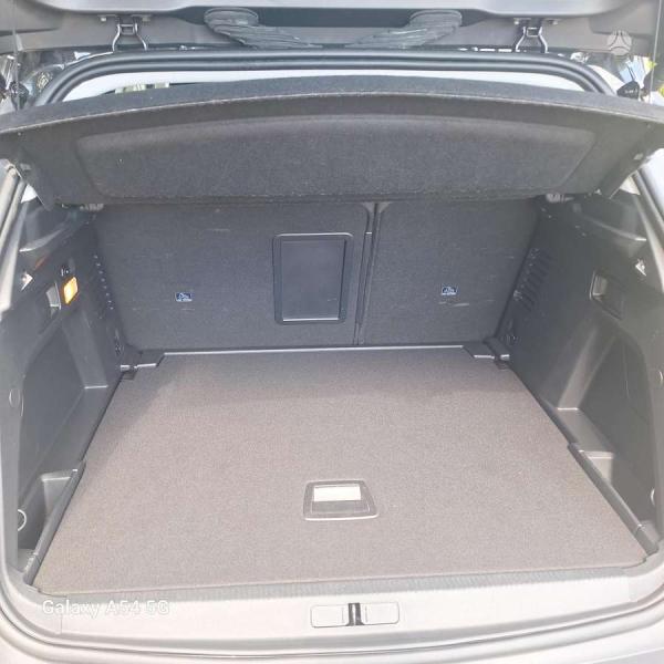 Black Peugeot 3008 2019 in Taurage, with an engine capacity of 1.50 L and mileage of 133 thousand km for 13900 €, photo 8 on AUTOMOTO.COM.LV