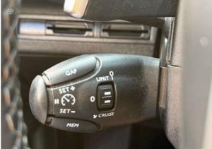 Black Peugeot 3008 2019 in Kaunas, with an engine capacity of 1.20 L and mileage of 231 thousand km for 12150 €, photo 43 on AUTOMOTO.COM.LV
