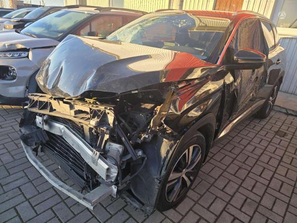 Black Peugeot 3008 2020 in Taurage, with an engine capacity of 1.50 L and mileage of 160 thousand km for 7500 €, photo 2 on AUTOMOTO.COM.LV