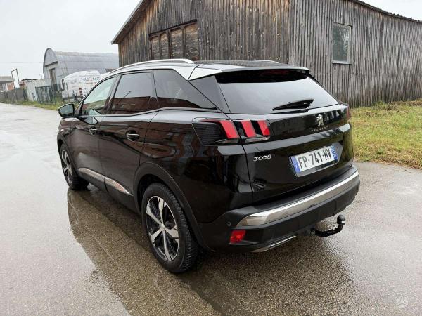 Black Peugeot 3008 2020 in Alytus, with an engine capacity of 1.50 L and mileage of 236 thousand km for 13000 €, photo 7 on AUTOMOTO.COM.LV