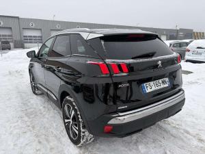 Black Peugeot 3008 2020 in Taurage, with an engine capacity of 1.20 L and mileage of 97 thousand km for 11900 €, photo 5 on AUTOMOTO.COM.LV