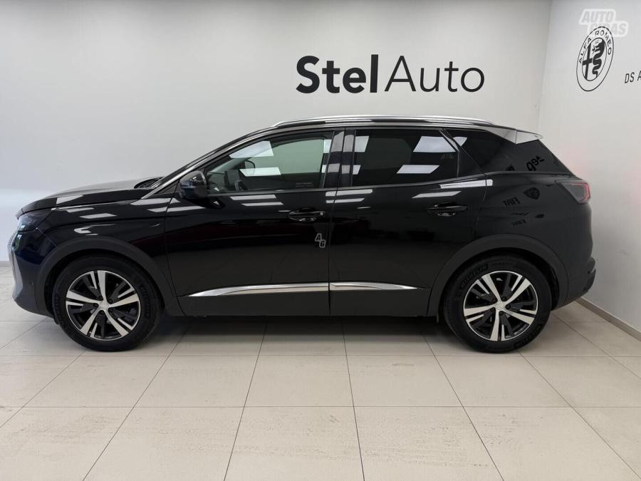 Black Peugeot 3008 2020 in Vilnius, with an engine capacity of 1.20 L and mileage of 103 thousand km for 17990 €, photo 3 on AUTOMOTO.COM.LV