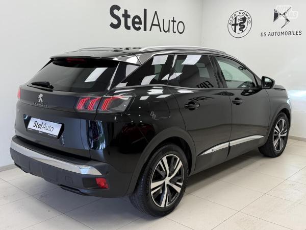 Black Peugeot 3008 2020 in Vilnius, with an engine capacity of 1.20 L and mileage of 103 thousand km for 17990 €, photo 5 on AUTOMOTO.COM.LV