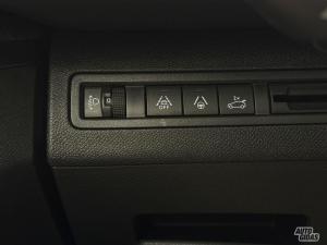 Black Peugeot 3008 2020 in Vilnius, with an engine capacity of 1.20 L and mileage of 103 thousand km for 17990 €, photo 16 on AUTOMOTO.COM.LV