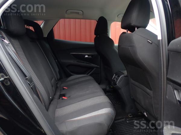 Black Peugeot 3008 2020 in Liepaja, with an engine capacity of 1.20 L and mileage of 143 thousand km for 11950 €, photo 5 on AUTOMOTO.COM.LV