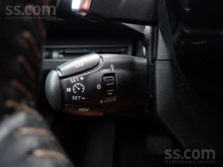 Melns Peugeot 3008 2020 Liepāja, ar dzinēja tilpumu 1.20 L un nobraukumu 143 tūkst. km par 11950 €, foto 14 vietnē AUTOMOTO.COM.LV
