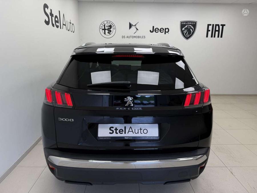 Melns Peugeot 3008 2020 Viļņa, ar dzinēja tilpumu 1.20 L un nobraukumu 103 tūkst. km par 17990 €, foto 8 vietnē AUTOMOTO.COM.LV