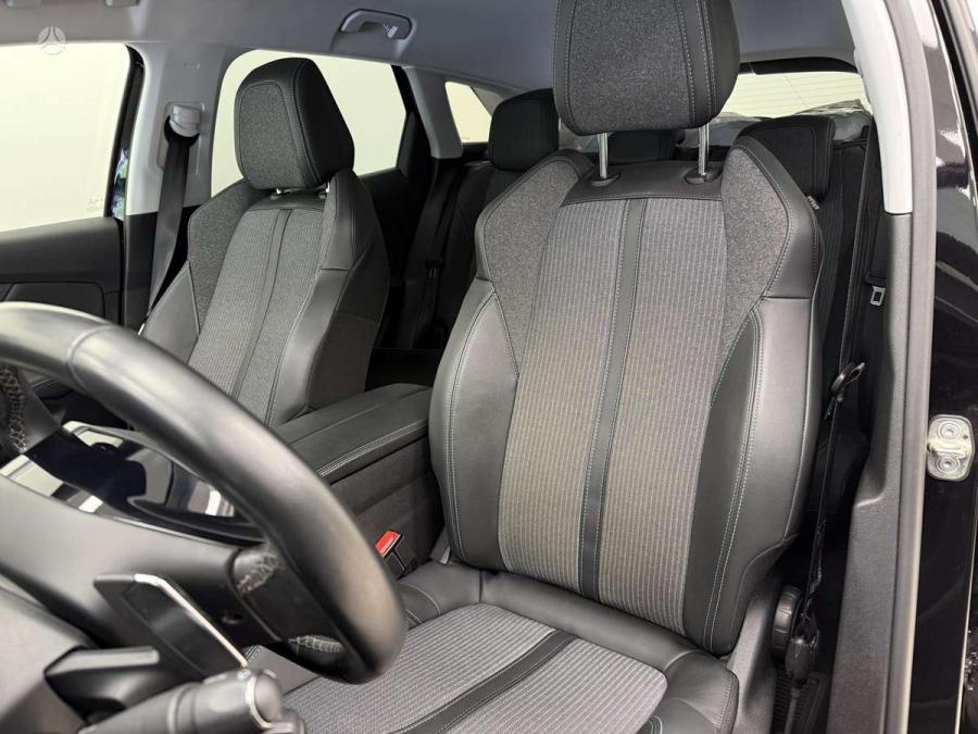 Melns Peugeot 3008 2020 Viļņa, ar dzinēja tilpumu 1.20 L un nobraukumu 103 tūkst. km par 17990 €, foto 12 vietnē AUTOMOTO.COM.LV