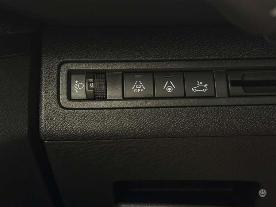 Melns Peugeot 3008 2020 Viļņa, ar dzinēja tilpumu 1.20 L un nobraukumu 103 tūkst. km par 17990 €, foto 16 vietnē AUTOMOTO.COM.LV
