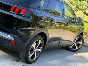 Black Peugeot 3008 2020 in Jurmala, with an engine capacity of 1.20 L and mileage of 58 thousand km for 12950 €, photo 18 on AUTOMOTO.COM.LV