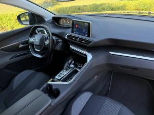 Black Peugeot 3008 2020 in Jurmala, with an engine capacity of 1.20 L and mileage of 58 thousand km for 12950 €, photo 23 on AUTOMOTO.COM.LV
