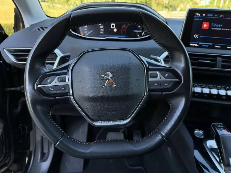 Black Peugeot 3008 2020 in Jurmala, with an engine capacity of 1.20 L and mileage of 58 thousand km for 12950 €, photo 28 on AUTOMOTO.COM.LV