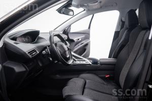 Black Peugeot 3008 2020 in Tallinn, with an engine capacity of 1.20 L and mileage of 139 thousand km for 13999 €, photo 11 on AUTOMOTO.COM.LV