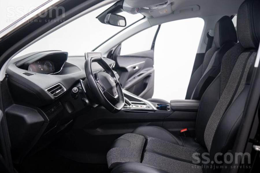 Black Peugeot 3008 2020 in Tallinn, with an engine capacity of 1.20 L and mileage of 139 thousand km for 13999 €, photo 11 on AUTOMOTO.COM.LV