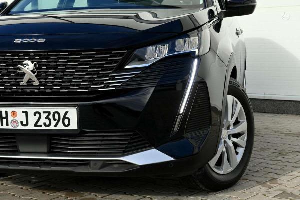 Melns Peugeot 3008 2021 Kretinga, ar dzinēja tilpumu 1.20 L un nobraukumu 112 tūkst. km par 15199 €, foto 5 vietnē AUTOMOTO.COM.LV