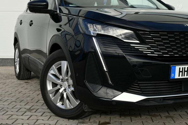 Black Peugeot 3008 2021 in Kretinga, with an engine capacity of 1.20 L and mileage of 112 thousand km for 15199 €, photo 6 on AUTOMOTO.COM.LV