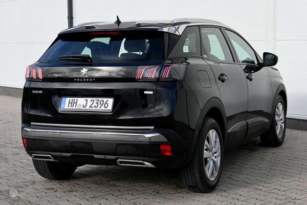 Melns Peugeot 3008 2021 Kretinga, ar dzinēja tilpumu 1.20 L un nobraukumu 112 tūkst. km par 15199 €, foto 7 vietnē AUTOMOTO.COM.LV