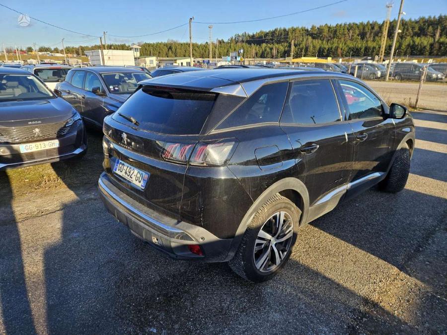 Melns Peugeot 3008 2021 Viļņa, ar dzinēja tilpumu 1.20 L un nobraukumu 140 tūkst. km par 15488 €, foto 5 vietnē AUTOMOTO.COM.LV