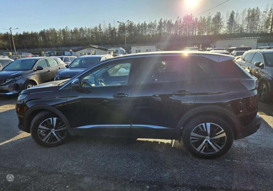 Melns Peugeot 3008 2021 Viļņa, ar dzinēja tilpumu 1.20 L un nobraukumu 140 tūkst. km par 15488 €, foto 8 vietnē AUTOMOTO.COM.LV
