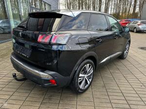 Black Peugeot 3008 2021 in Kaunas, with an engine capacity of 1.60 L and mileage of 192 thousand km for 15600 €, photo 5 on AUTOMOTO.COM.LV