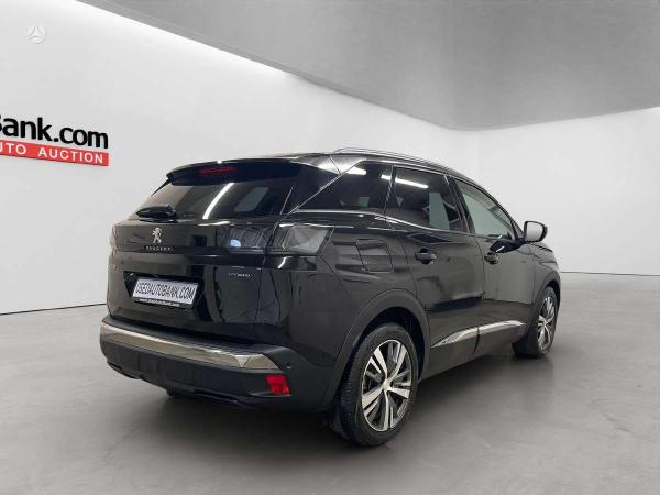 Black Peugeot 3008 2021 in Marijampole, with an engine capacity of 1.60 L and mileage of 140 thousand km for 17545 €, photo 4 on AUTOMOTO.COM.LV