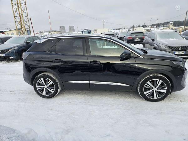 Black Peugeot 3008 2021 in Vilnius, with an engine capacity of 1.20 L and mileage of 144 thousand km for 13552 €, photo 4 on AUTOMOTO.COM.LV