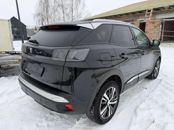 Black Peugeot 3008 2021 in Kaunas, with an engine capacity of 1.20 L and mileage of 161 thousand km for 14200 €, photo 4 on AUTOMOTO.COM.LV
