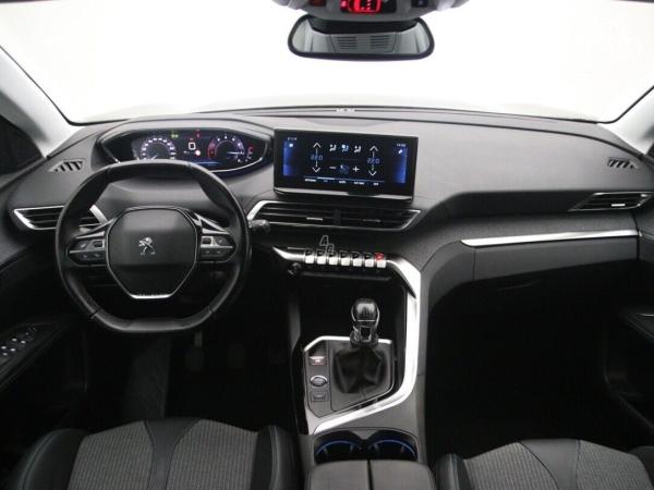 Black Peugeot 3008 2021 in Vilnius, with an engine capacity of 1.20 L and mileage of 158 thousand km for 14199 €, photo 2 on AUTOMOTO.COM.LV