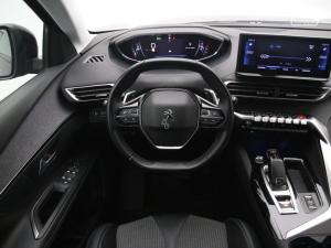 Melns Peugeot 3008 2021 Viļņa, ar dzinēja tilpumu 1.20 L un nobraukumu 115 tūkst. km par 16199 €, foto 18 vietnē AUTOMOTO.COM.LV