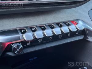 Black Peugeot 3008 2021 in Riga, with an engine capacity of 1.20 L and mileage of 94 thousand km for 20990 €, photo 16 on AUTOMOTO.COM.LV