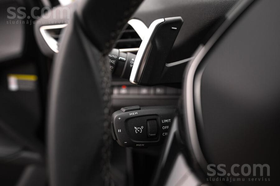 Black Peugeot 3008 2021 in Jelgava, with an engine capacity of 1.60 L and mileage of 135 thousand km for 16690 €, photo 20 on AUTOMOTO.COM.LV