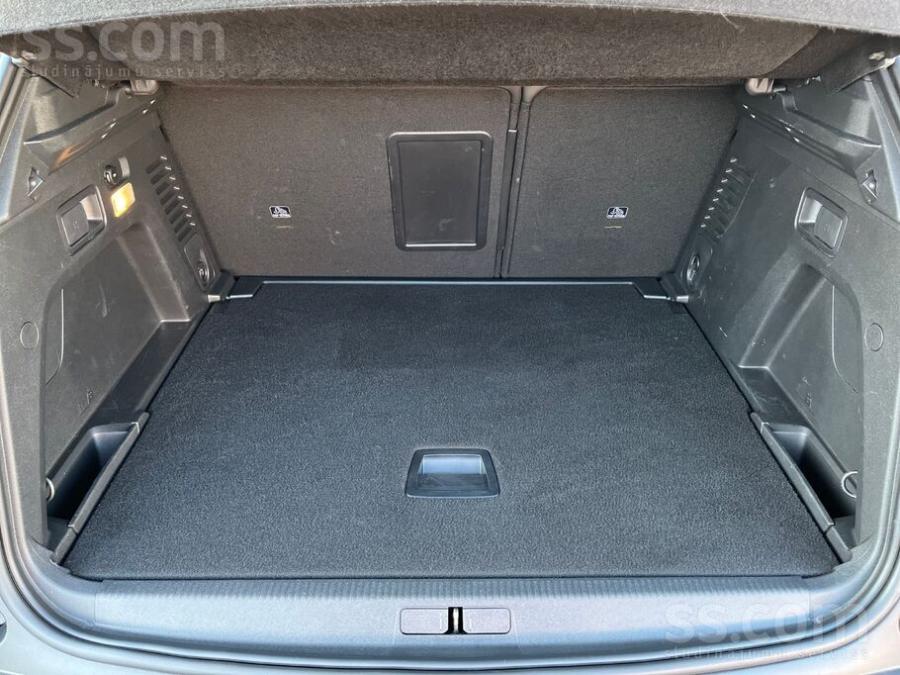 Black Peugeot 3008 2021 in Riga, with an engine capacity of 1.20 L and mileage of 94 thousand km for 20990 €, photo 11 on AUTOMOTO.COM.LV
