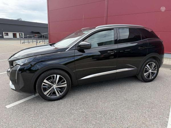 Black Peugeot 3008 2021 in Kaunas, with an engine capacity of 1.50 L and mileage of 245 thousand km for 15300 €, photo 3 on AUTOMOTO.COM.LV