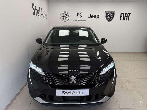Black Peugeot 3008 2021 in Vilnius, with an engine capacity of 1.20 L and mileage of 64 thousand km for 15790 €, photo 3 on AUTOMOTO.COM.LV