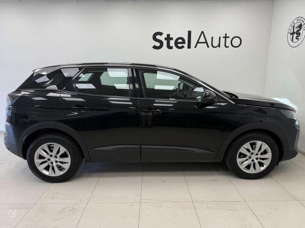 Black Peugeot 3008 2021 in Vilnius, with an engine capacity of 1.20 L and mileage of 64 thousand km for 15790 €, photo 6 on AUTOMOTO.COM.LV